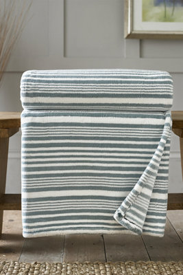 The Lyndon Company Rochdale Printed Heavyweight Supersoft Fleece Throw