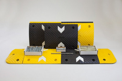 The Ramp People 4m Speed Bump Kit 50mm High 10mph Includes Fixings ...