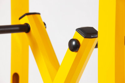 The Ramp People Concertina Barrier - Metal 210cm x 54cm x 180cm Yellow ...