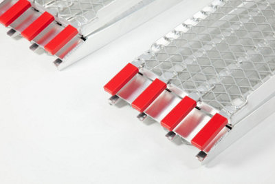 The Ramp People Folding Loading Ramps Mesh Surface 226cm x 28.5cm x ...