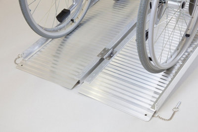The Ramp People Folding Wheelchair Ramp 2ft - 8ft (7ft / 213cm) 275kg ...