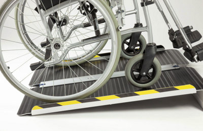 The Ramp People Folding Wheelchair Ramp 60cm / 2ft Black Anti-slip ...