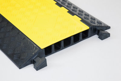 The Ramp People Heavy Duty Cable Protector 5 Channel 31 x 44mm ...