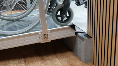 The Ramp People Wheelchair Ramp With Handrails 5ft/1.5m Ramp for ...