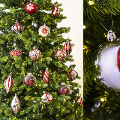 The Red & Silver Bauble 16pc Feature Set