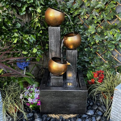Three Copper Bowls Solar Powered Water Feature With Cover