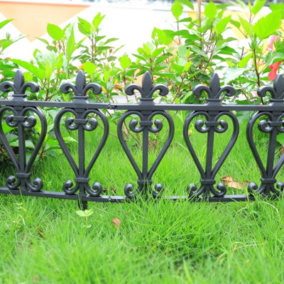 Three-piece Free Splicing Courtyard Garden Plug-in Plastic Fence Garden ...