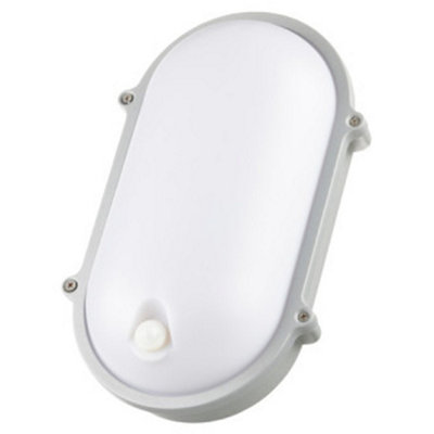 Buy Timeguard LEDBHO25WPIR LED Oblong Bulkhead Light Fitting with PIR ...