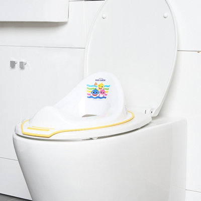 Tiny to Tots Baby Shark Toilet Training Bundle