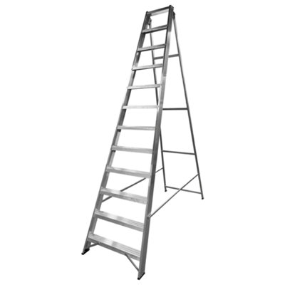 Titan EN131-Professional 12 Tread Trade Step Ladder (2.9m)