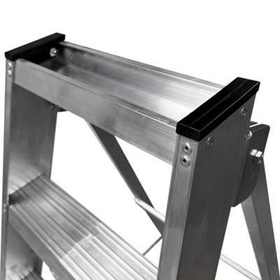 Titan EN131-Professional 12 Tread Trade Step Ladder (2.9m)