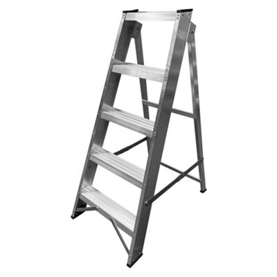 Titan EN131-Professional 5 Tread Trade Step Ladder (1.19m) | DIY at B&Q