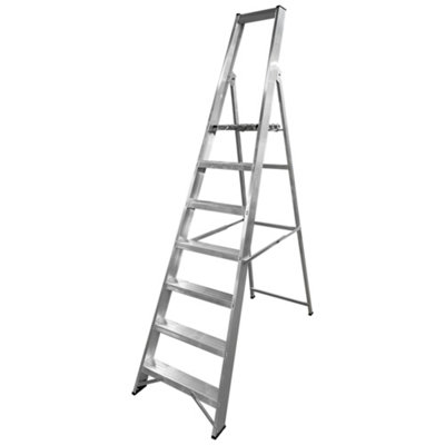 Titan EN131-Professional 7 Tread Trade Platform Step Ladder (2.33m)