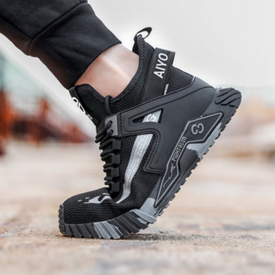 Titan Guard Safety Shoes - Lightweight Workwear | DIY at B&Q