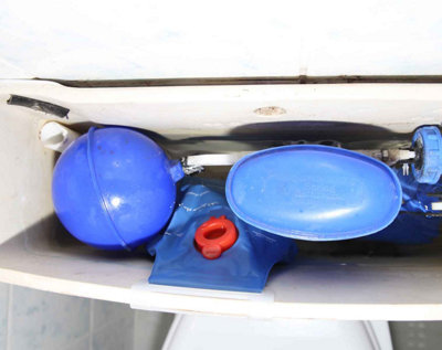 Toilet Cistern Tank Bag Bank Flush Insert Water Saving Device Dual Clip ...