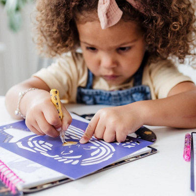 Totum - Disney Wish Designer Activity Book