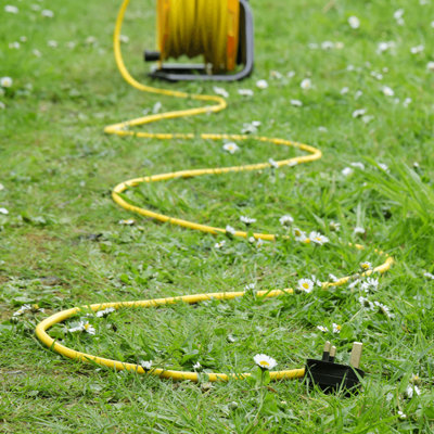 TOUGH MASTER Cable Reel 230-240V 4 Socket UK Extension Lead with ...