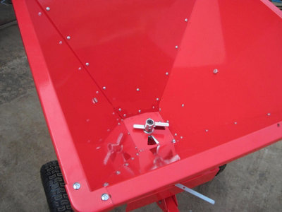 Tow Behind Fertiliser Seed Spreader 350lb 190L (Salt Grit Sand 50MM ...