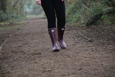Town & Country Wellingtons / Wellies Aubergine size 5
