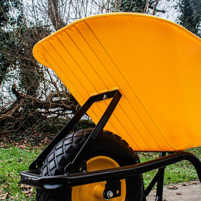 Trade Master Pro Wheelbarrow - 120L - Toughened Plastic - Heavy Duty ...