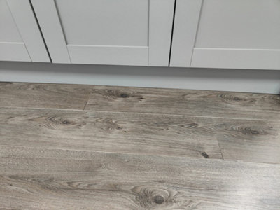 Tradeline Kitchen Plinth White Gloss Finish 2.7mtr Long 150mm Wide 18mm ...