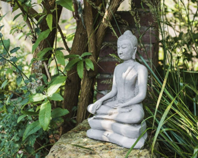 Traditional Meditating Small Buddha statue
