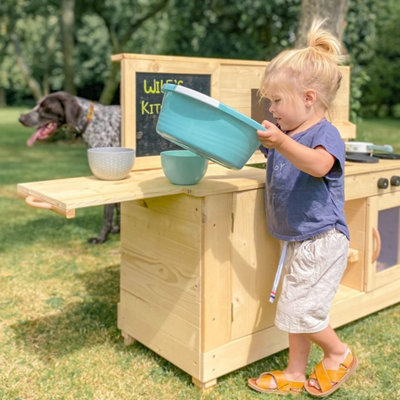 Triple Mud Kitchen for Creative Mud Recipes