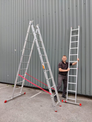 Triple Section Combination Ladder 3 x 11 Rungs 3m Closed 6.77m Extended