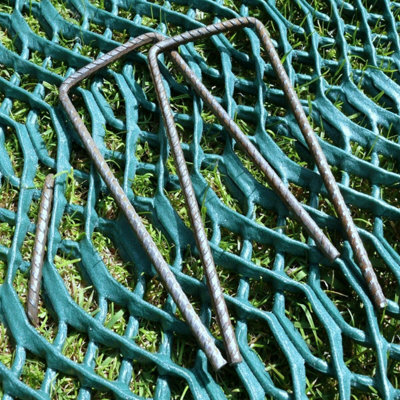 True Products Heavy Duty Steel Turf Mesh Weed Anchoring U-Pins - 10 pack