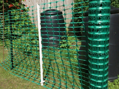 True Products White 4ft/1.2m Heavy Duty Plastic Electric Fence Posts ...