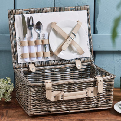 Two Person Wicker Outdoor Picnic Hamper Basket and Accessories | DIY at B&Q