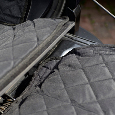 UK Custom Covers Tailored Quilted Boot Liner - To Fit Land Rover ...