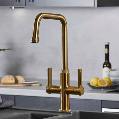 UKB 3-in-1 INSTANT FILTERED WATER TAP GOLD