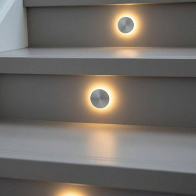 UltraBeam Round Mini Recessed Indoor Wall Light - Step and Stair Riser ...