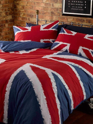 Union Jack Single Duvet Cover and Pillowcase Set | DIY at B&Q