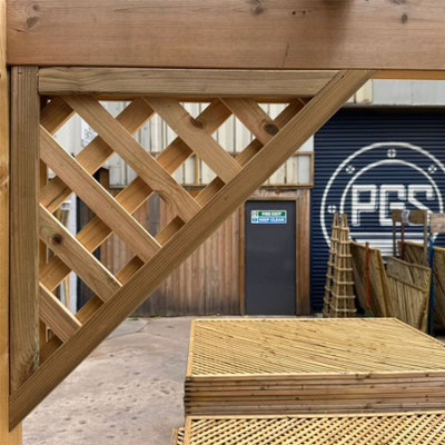 decorative corner trellis