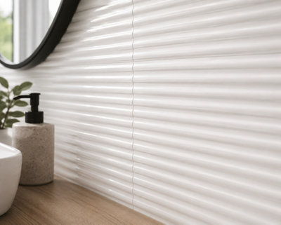 Valmere White Fluted Satin Ceramic Wall Tile (15 Pack - 3 Box - 4.05m2 ...
