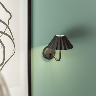 ValueLights Avery Easy Fit Portable Rechargeable Wall Light - Black