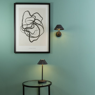 ValueLights Avery Easy Fit Portable Rechargeable Wall Light - Black
