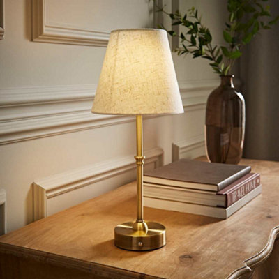 ValueLights Lowe Traditional Antique Brass Rechargeable Table Lamp