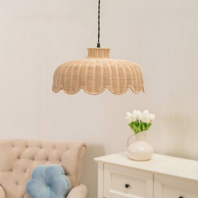 ValueLights Nevaeh Rattan Wicker Scallop Easy Fit Ceiling Light Shade