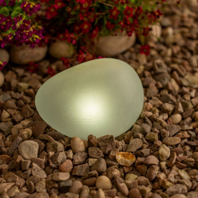 ValueLights Set of 2 - Solar Powered Outdoor Garden Pebble Lights Glass ...