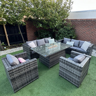 Vancouver 8 Seater Rattan Garden Furniture Corner Sofa Fire Pit Set