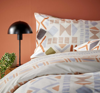 Vantona- Sahara White Geo Bedding Set | DIY at B&Q