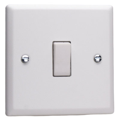 Varilight 1-Gang 10A 1- or 2-Way Rocker Switch Chalk White | DIY at B&Q