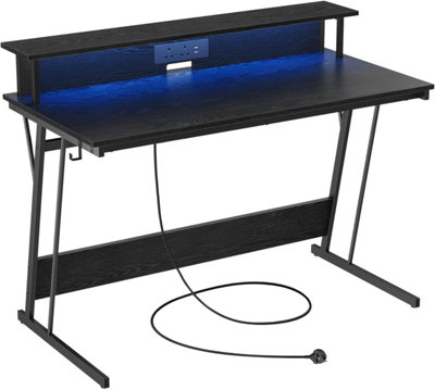 VASAGLE Computer Table, Gaming Desk, with LED and Built-In Power ...