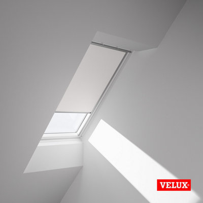 VELUX Original (DKL) White Blackout Roller Blind for VELUX Roof Window ...