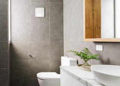 VENTS NAZAIR Chrome 4 inch Luxury Designer Extractor Fan with Pull Cord ...