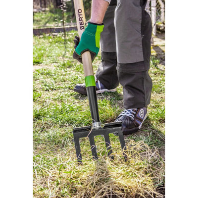Verto Digging Fork 4 Teeth Wooden Handle with Plastic Grip