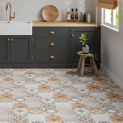 Victorian Style Mosaic Tile Effect Laminate Flooring Pack Vintage Click ...